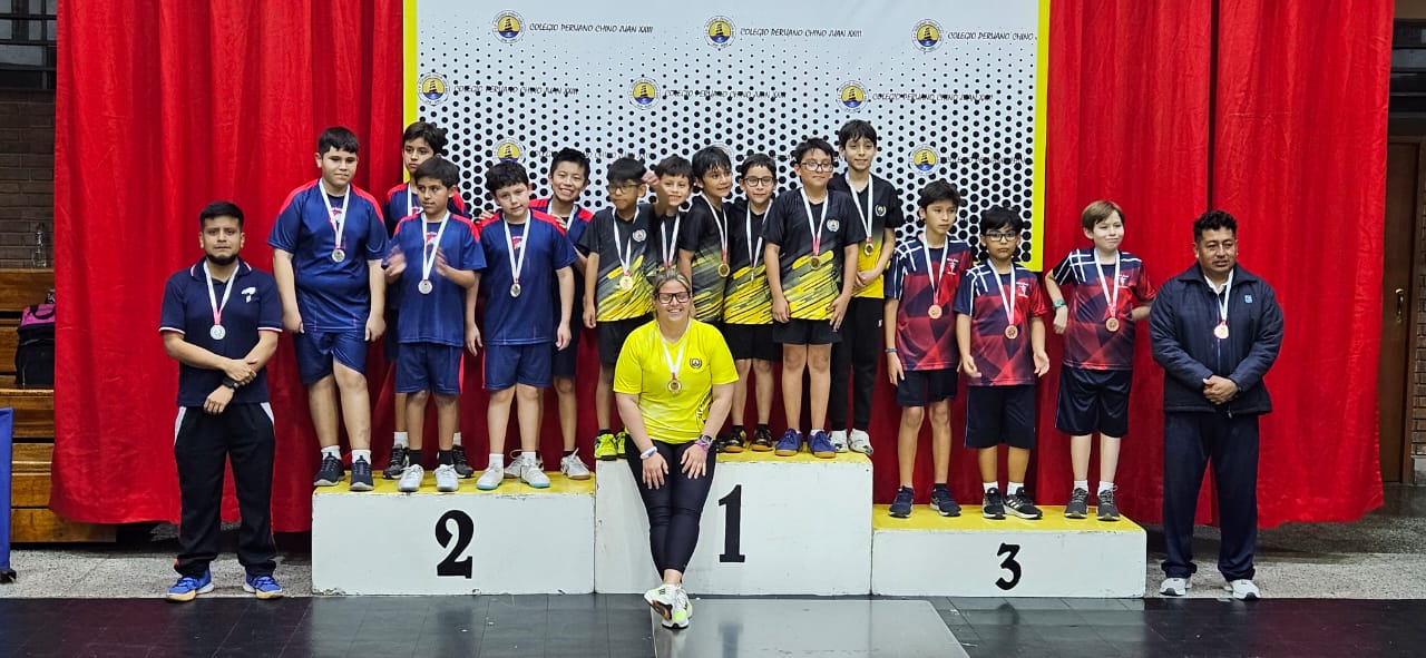 ¡Selección de tenis de mesa: segundo y tercer lugar en la competencia ...